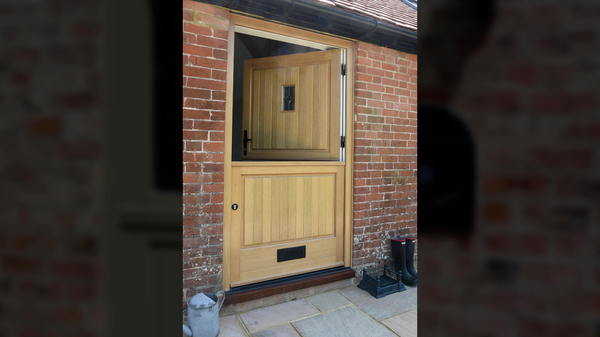 Timber Stable Doors Sussex & Kent | Timber Stable Door from County